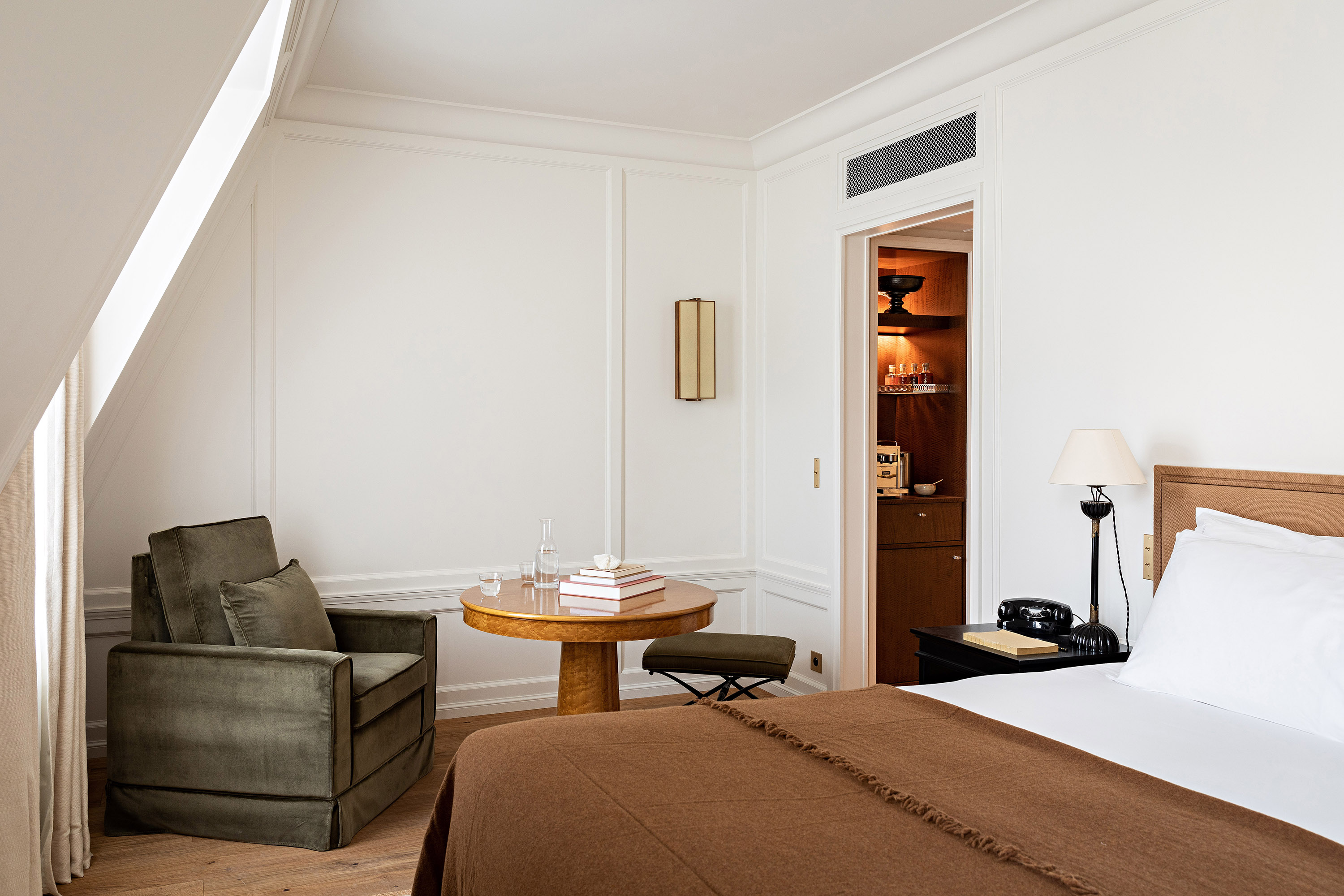 Hotel Balzac Paris | Hotel with Eiffel Tower View | Gallery