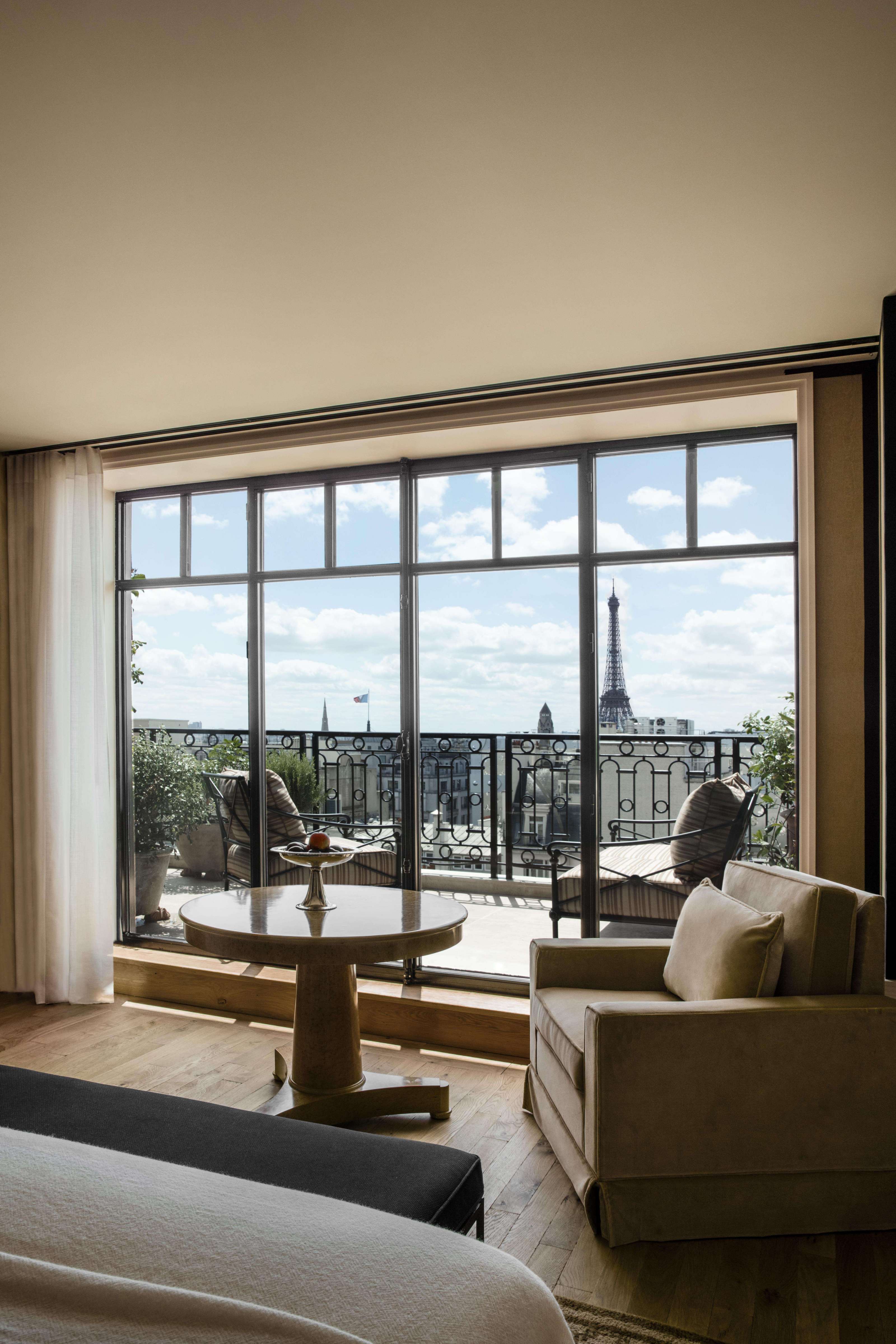 Hotel Balzac Paris | Hotel with Eiffel Tower View | Gallery
